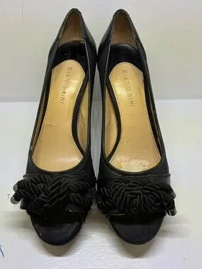 Gianni Bini | Shoes | Gianni Bini Peeptoe Platform Pumps Sz9 | Poshmark